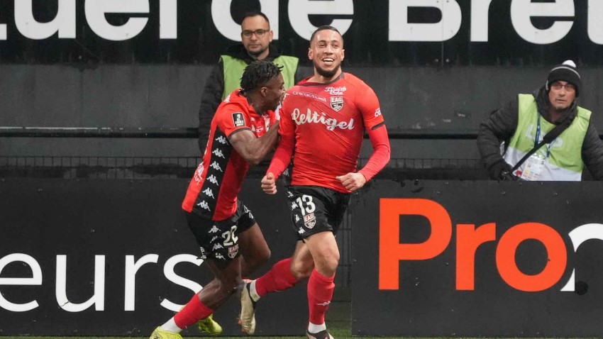 Guingamp - Rodez Aveyron Highlight | France Ligue 2