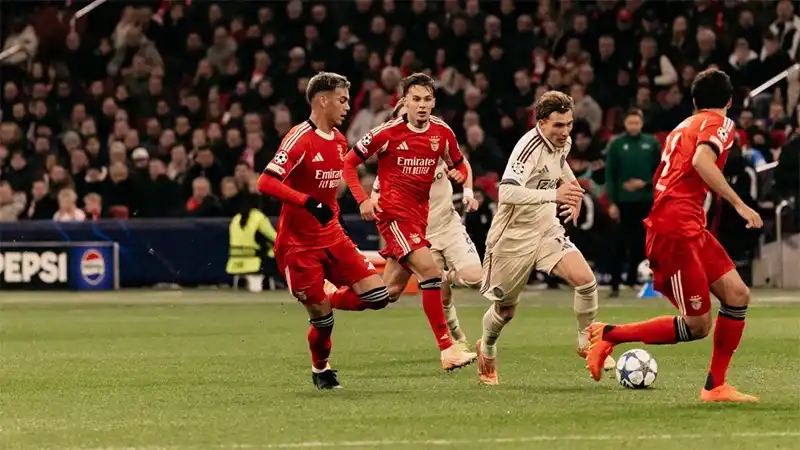 AFC Ajax 0-2 Benfica Highlight | UEFA Champions League