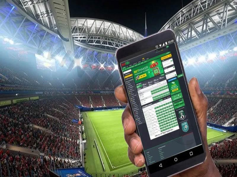 Top 4 largest football betting forums you should join